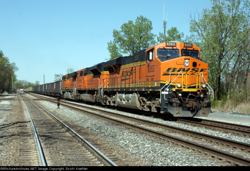 BNSF 6263